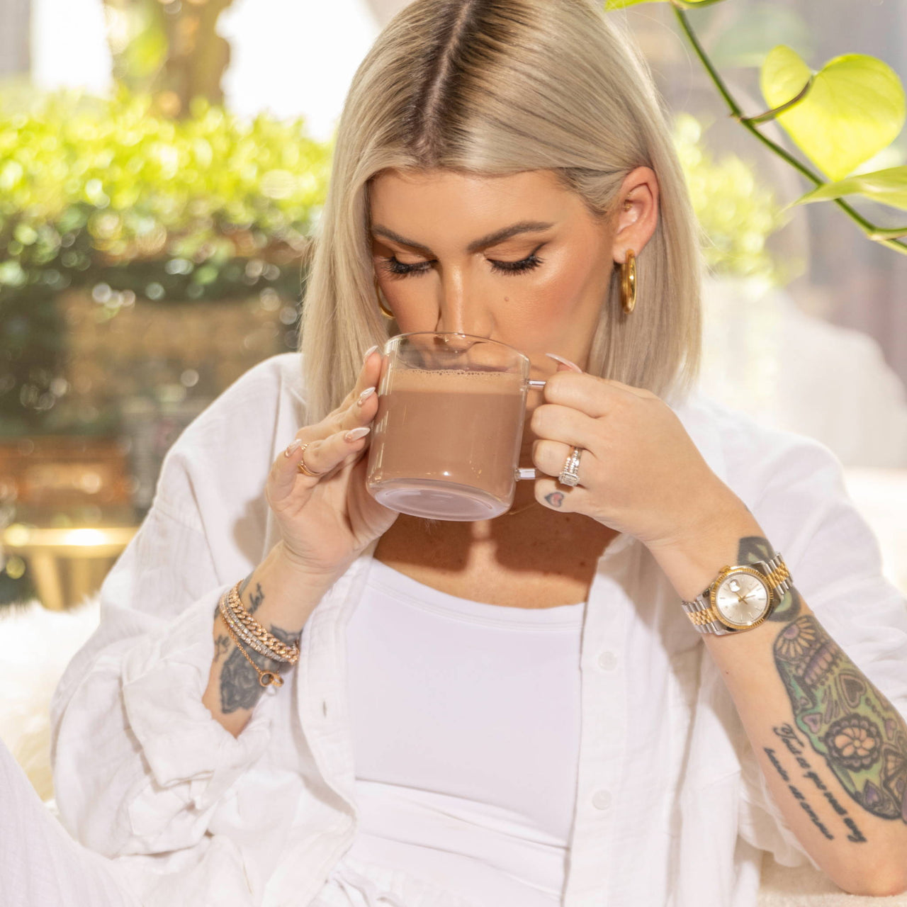 Annie Elise – Beam